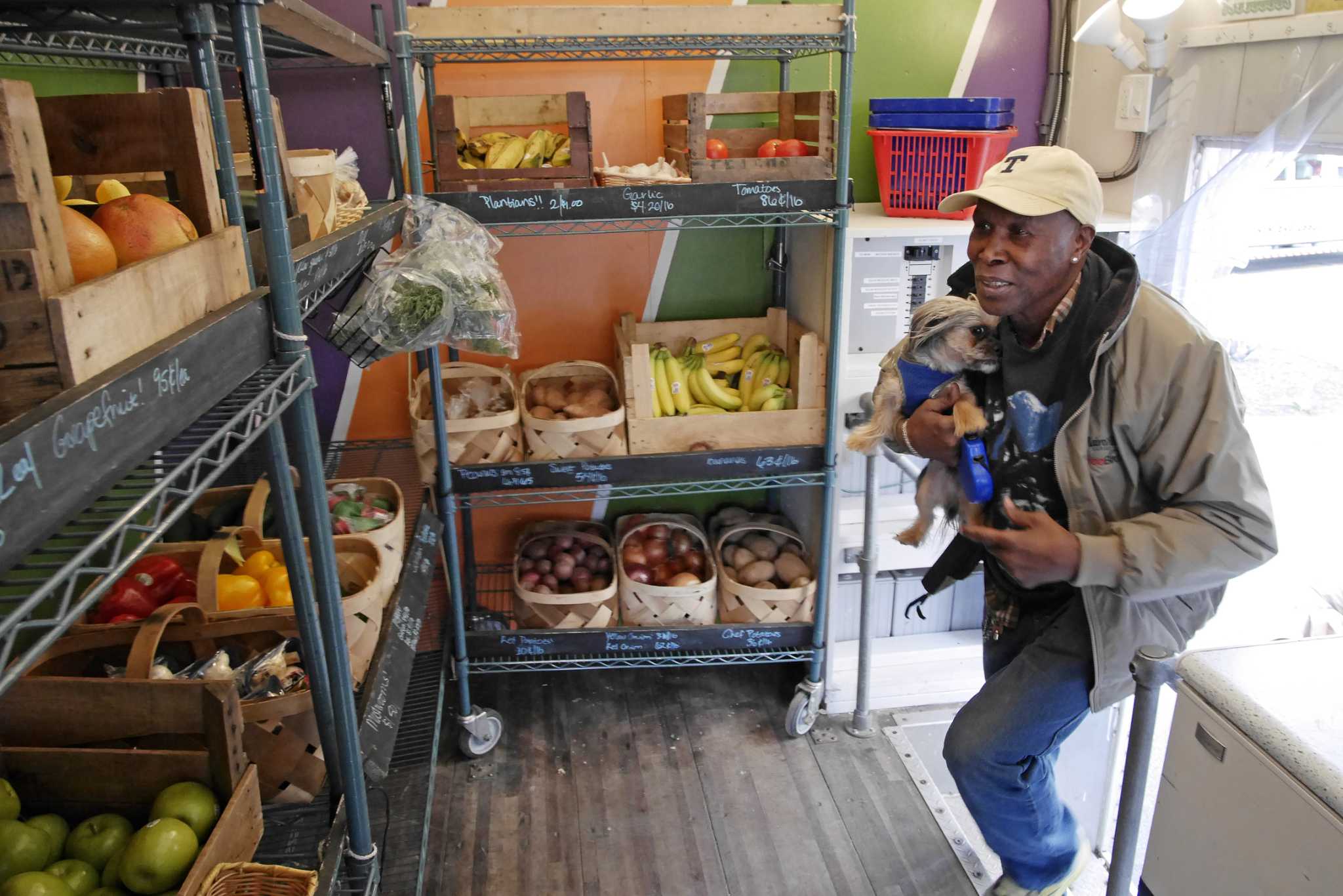 Photos: Veggie Mobile keeps on trucking