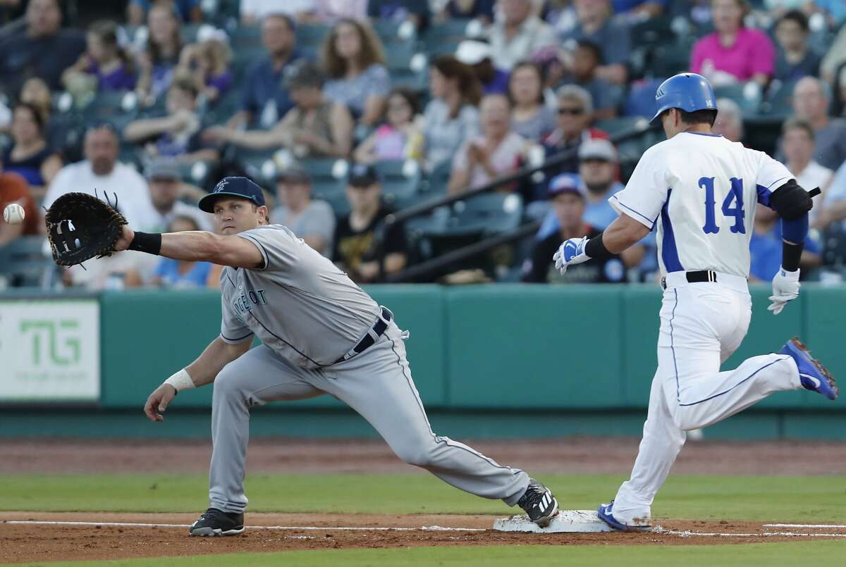 Skeeters win season opener at Bridgeport's expense