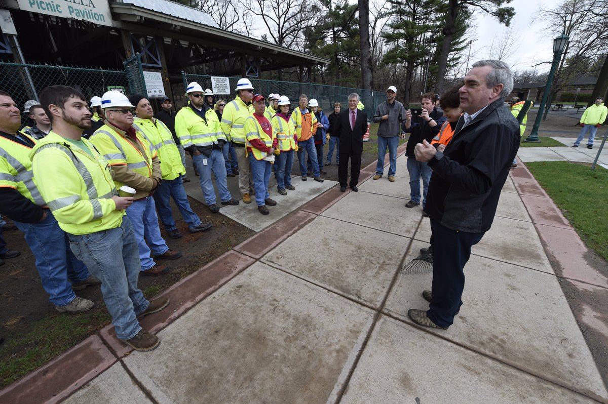 Photos: Earth Day cleanup project in Schenectady