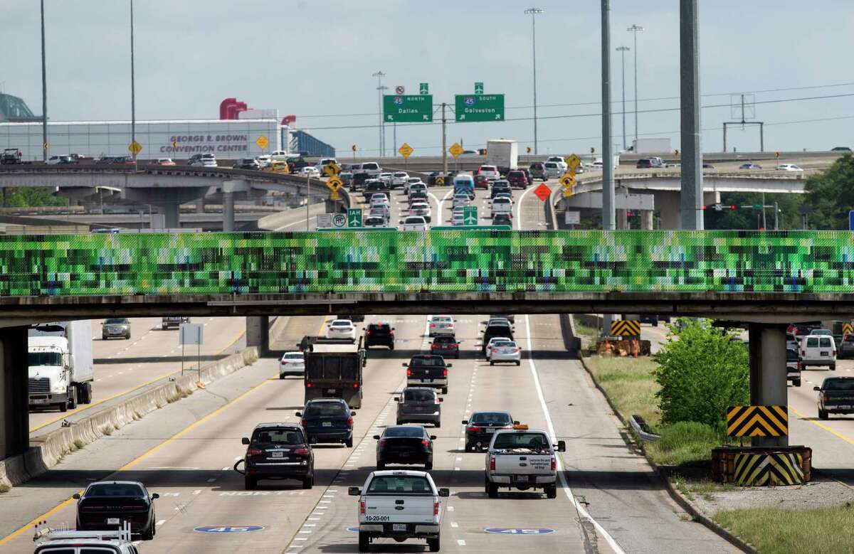 Making Houston freeways a little less ugly