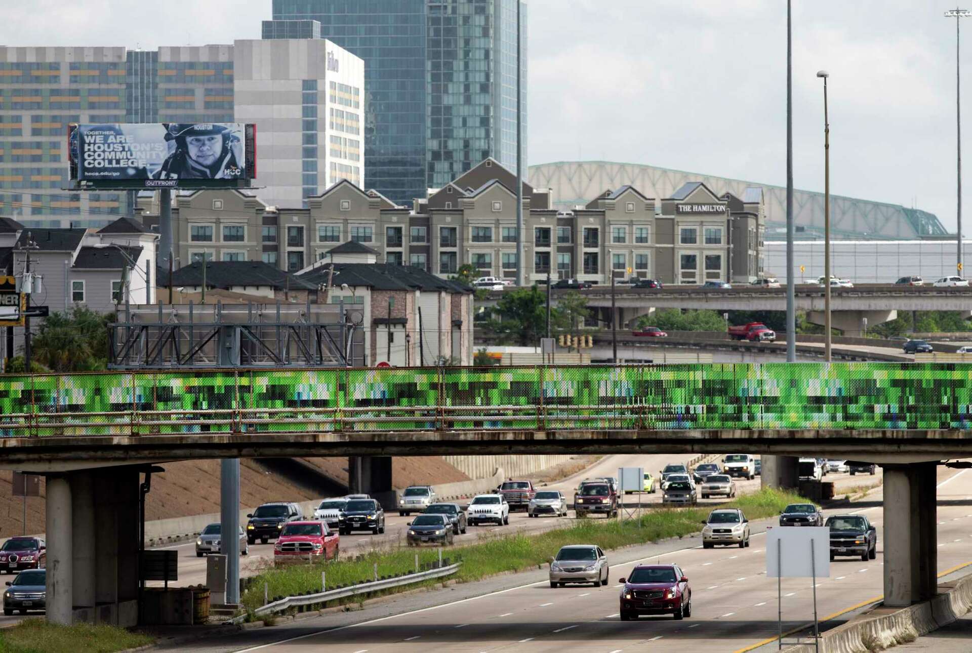 Making Houston freeways a little less ugly