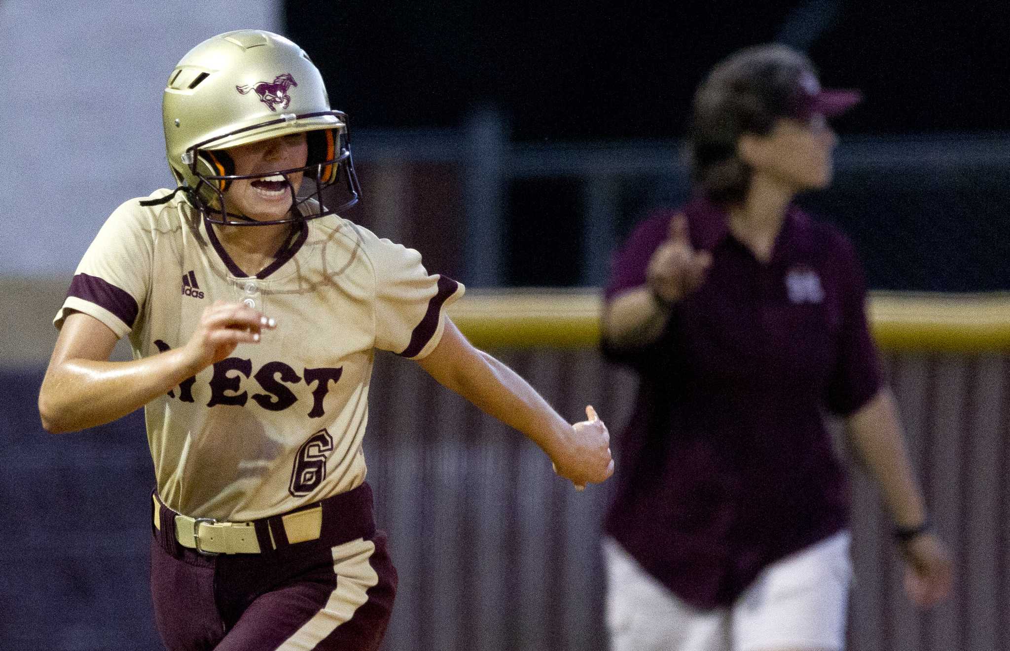 SOFTBALL: Magnolia West blows out Huntsville, grabs share of district ...