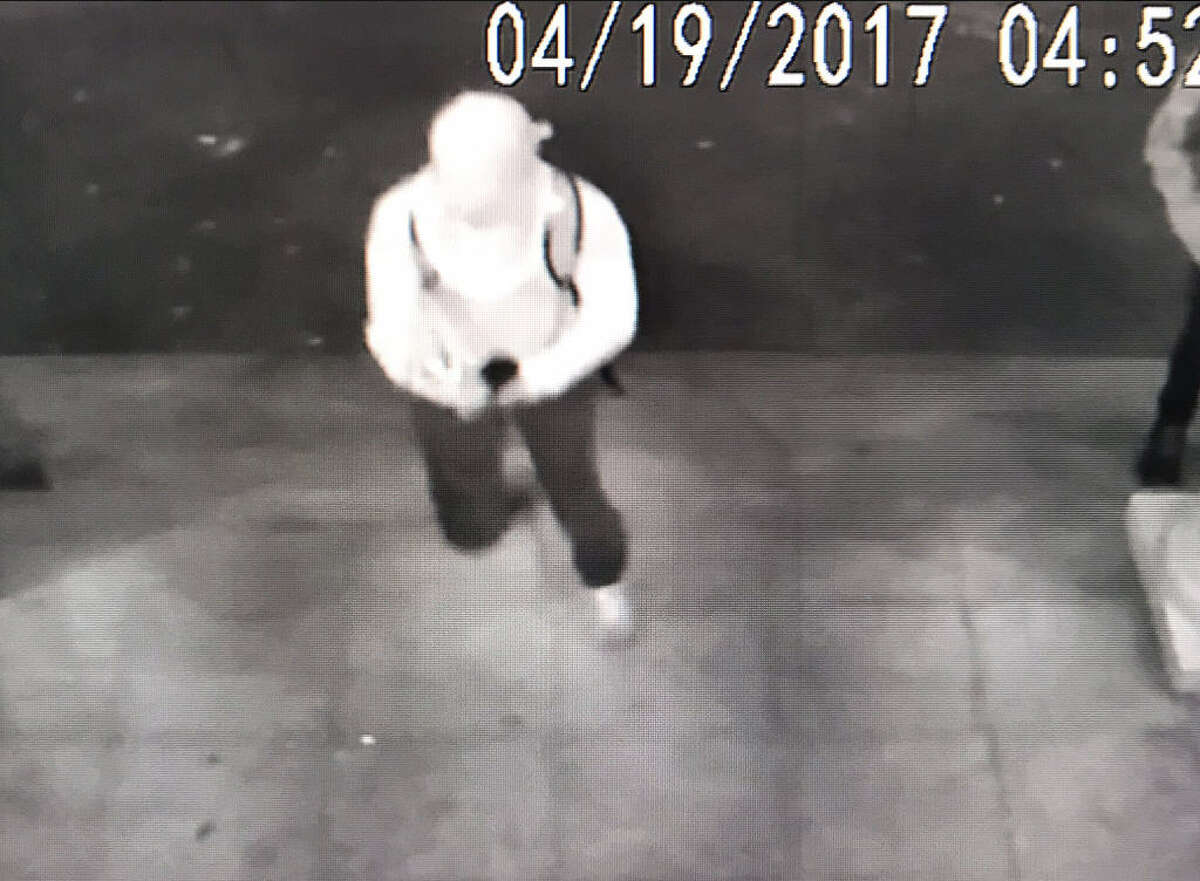 'Nuke all frats:' UT frat houses hit with graffiti