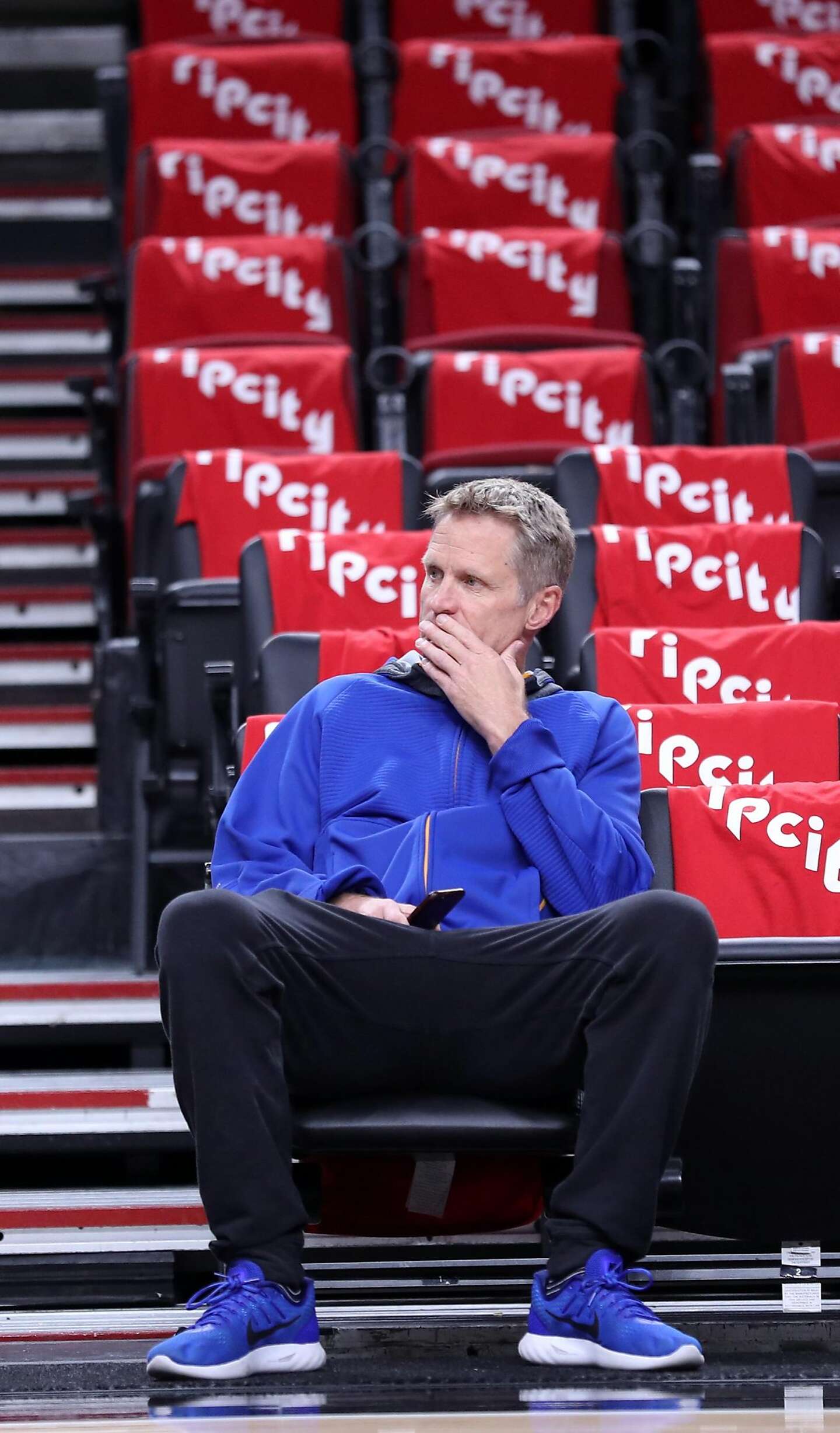 Kerr’s back problem not rare, but duration of pain is, doctors say
