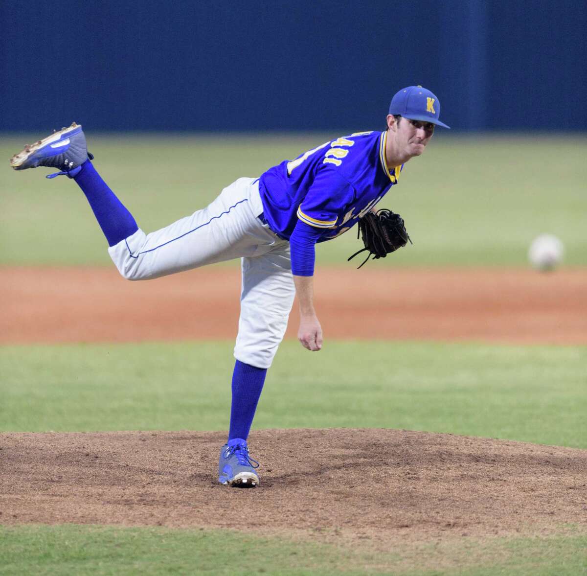 Klein Collins defeats Klein to set up Friday's winner-take-all game