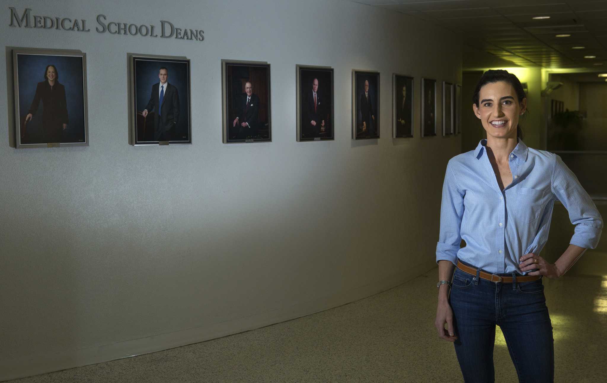 Female doctors in U.S. earn much less than men in same job