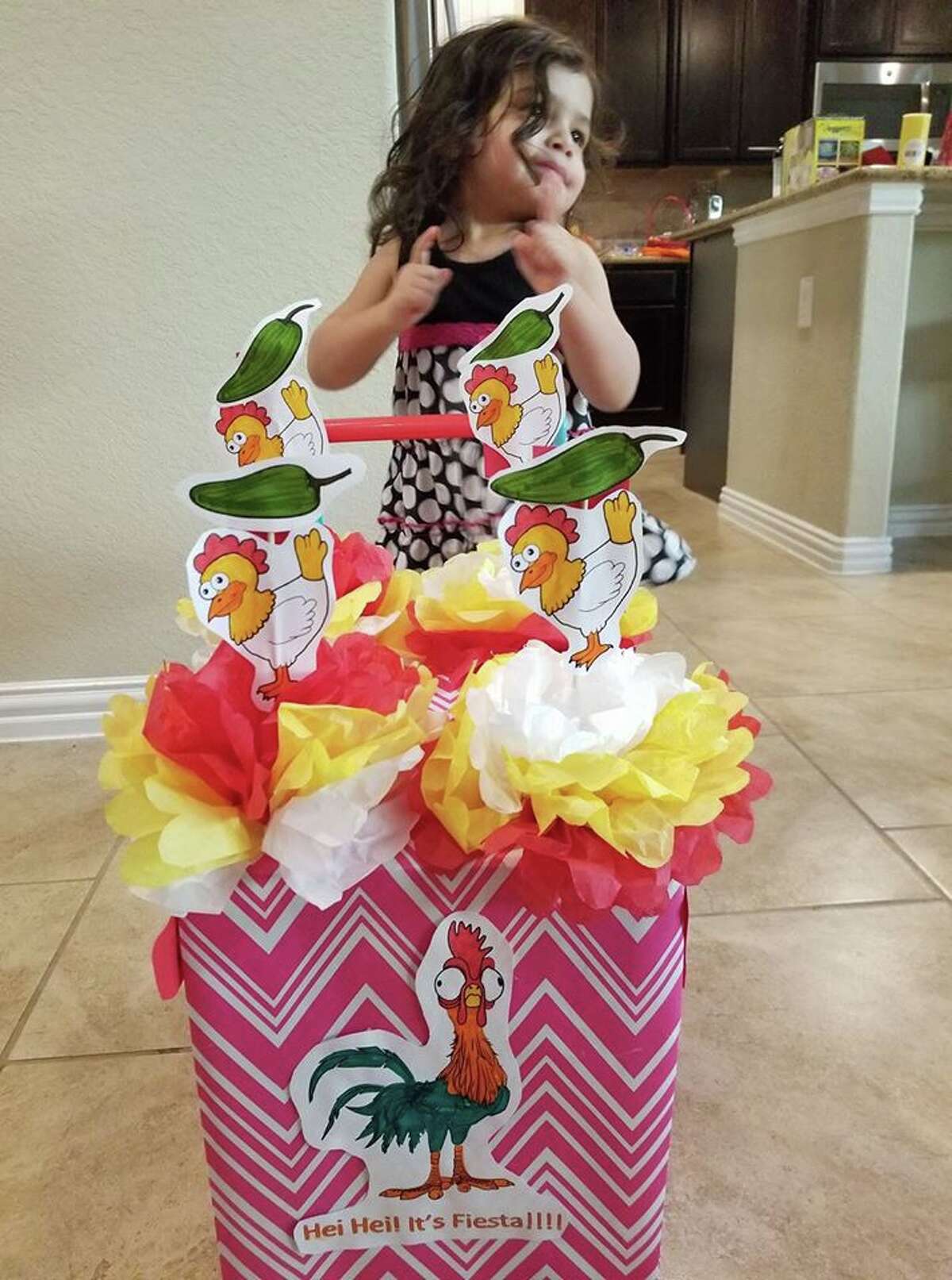 Reader photos: Tiny Fiesta floats are a big hit, tradition for S.A ...