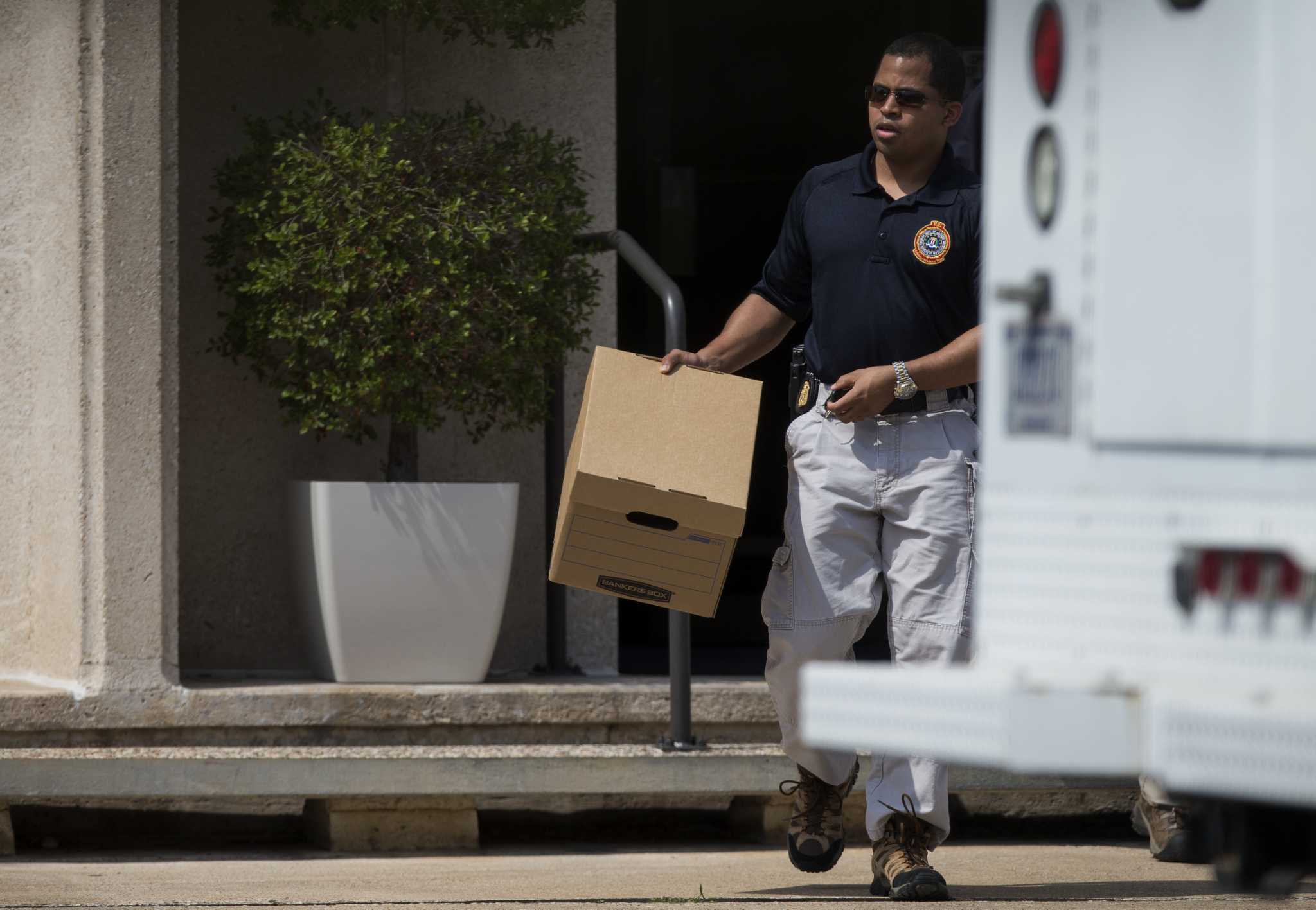 FBI swarms Houston engineering firm, cluster of Laredo buildings