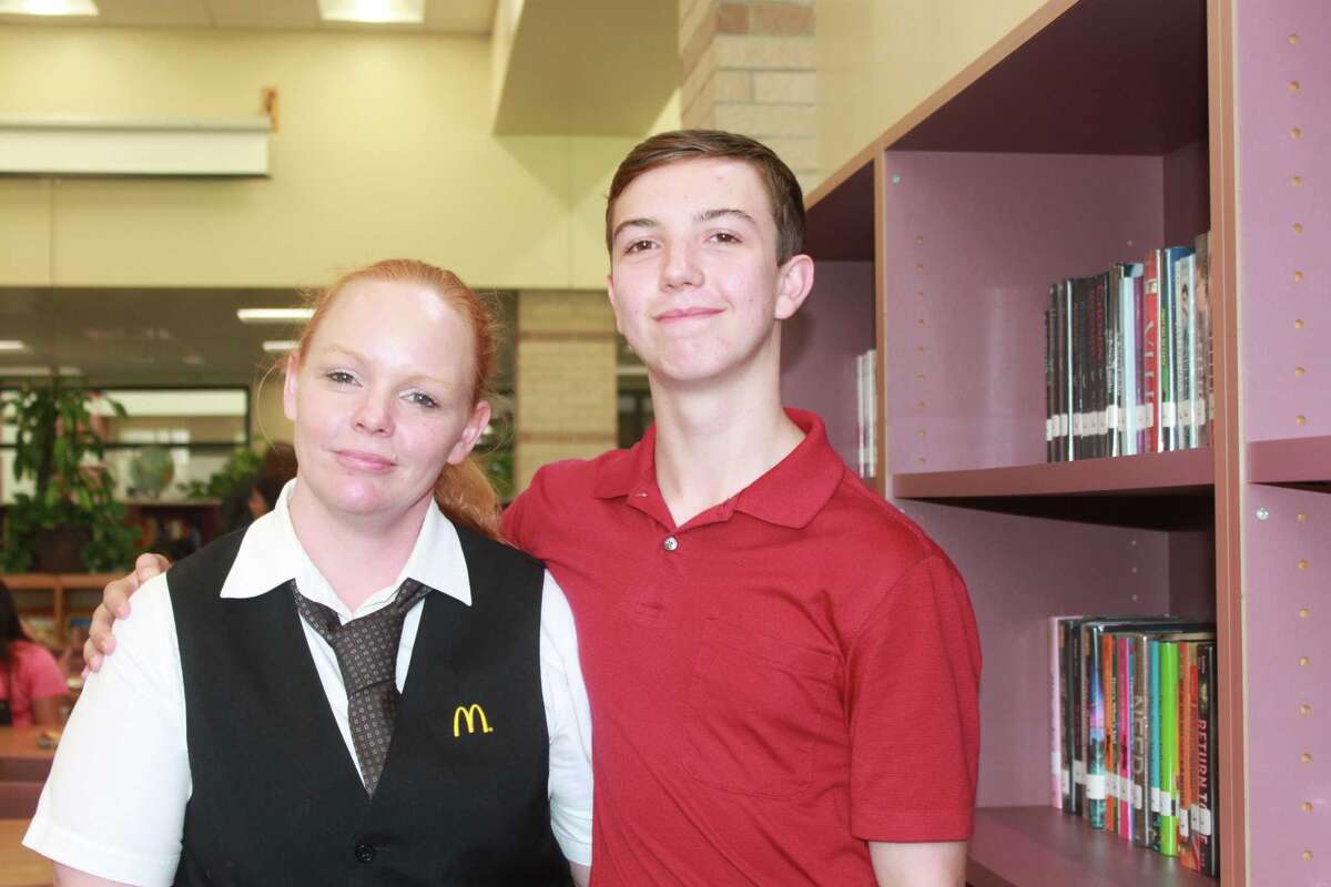 Conroe teacher, community pave path for 10 freshmen