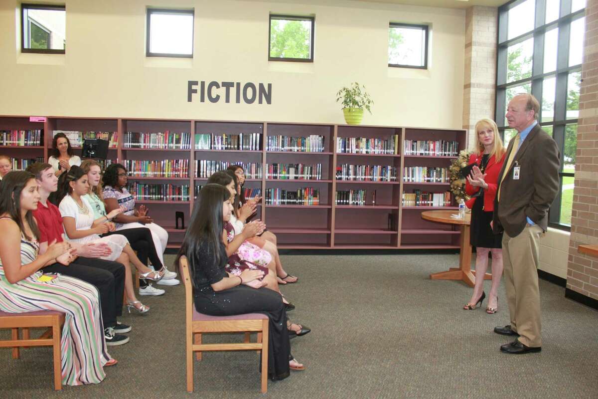 Conroe teacher, community pave path for 10 freshmen