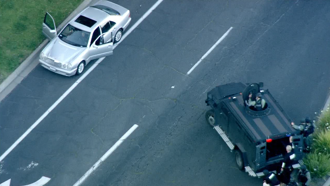 Marathon standoff in Martinez ends as slaying suspect surrenders