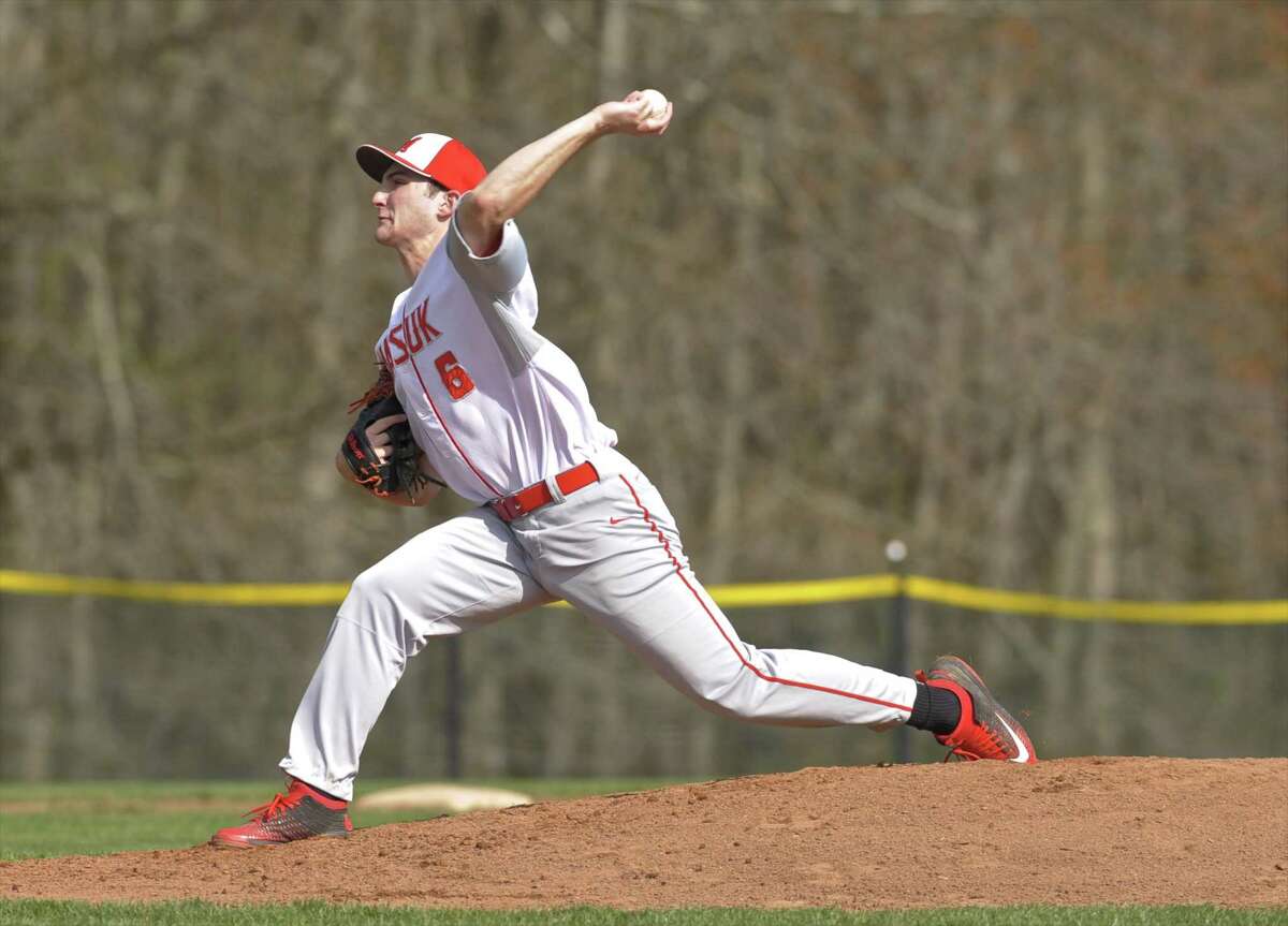 Masuk edges Barlow in eight-inning baseball thriller