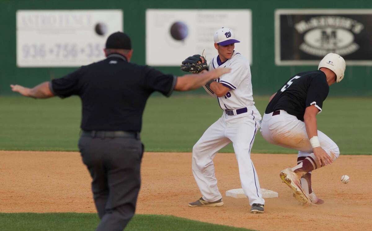 BASEBALL: Willis blanked by Waller to end season