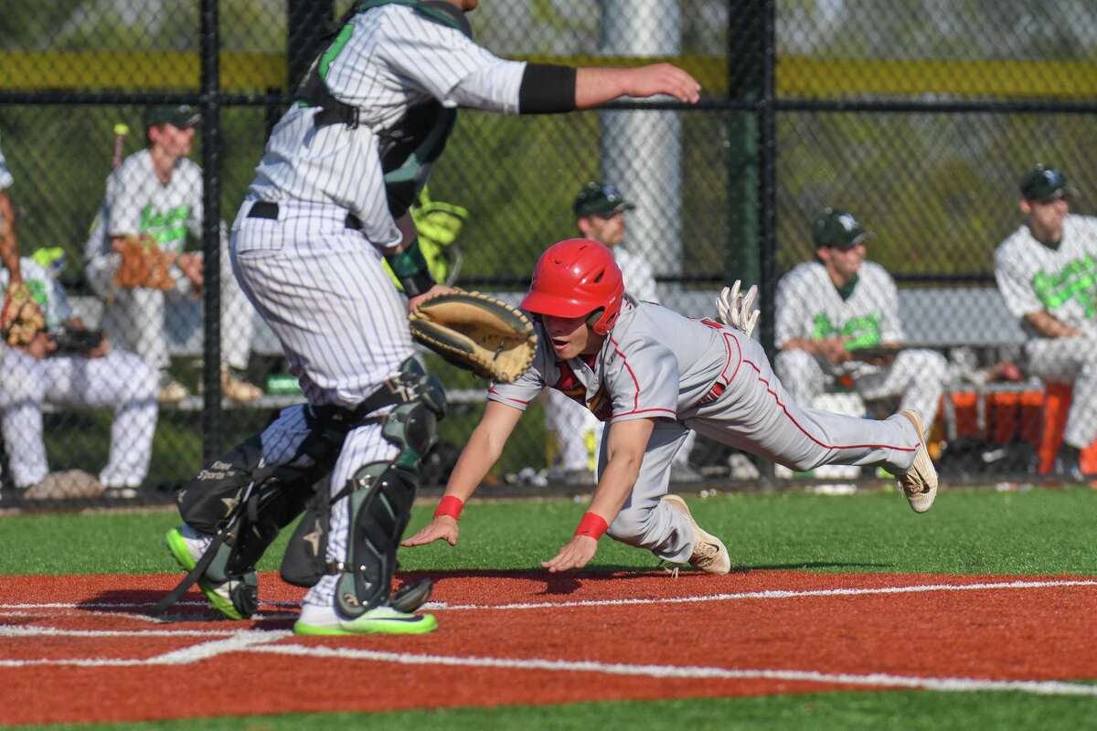 Greenwich scores comeback victory vs. Bears