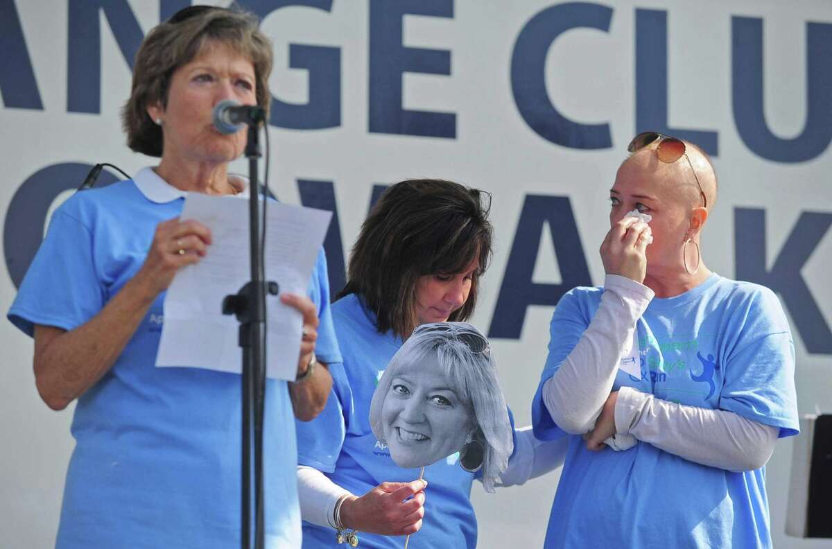Whittingham Cancer Center Walk draws thousands