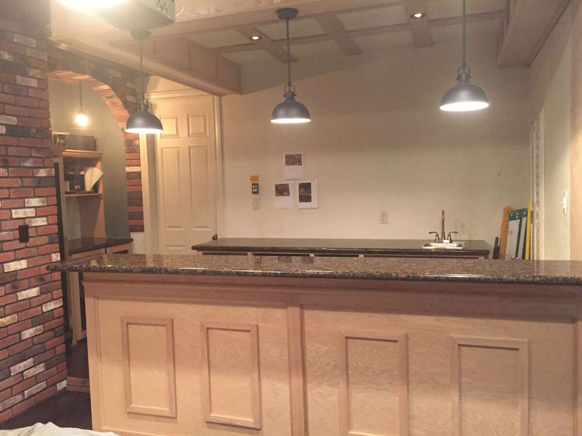 Houston man rehabs his garage to create an epic man cave