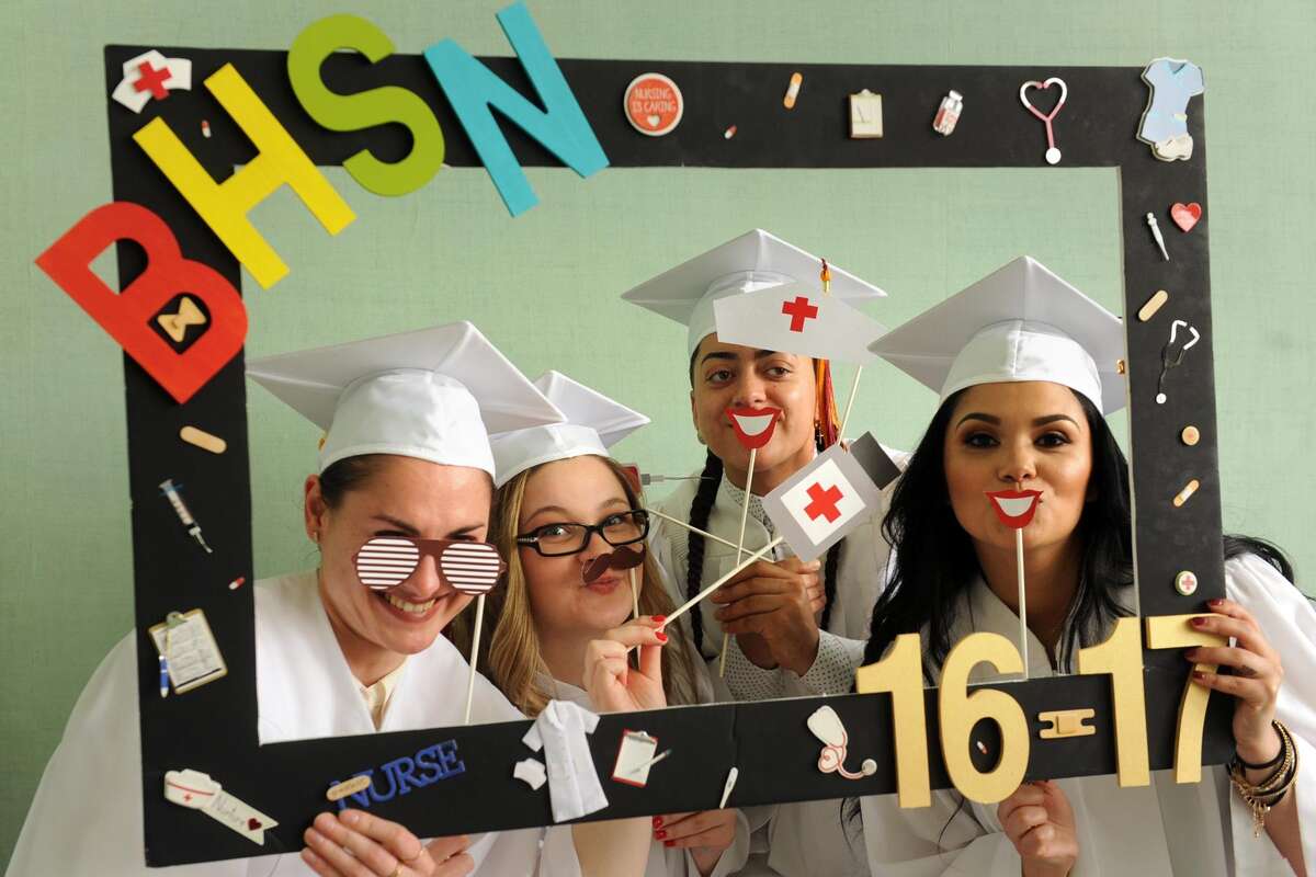 Nursing school’s last graduation