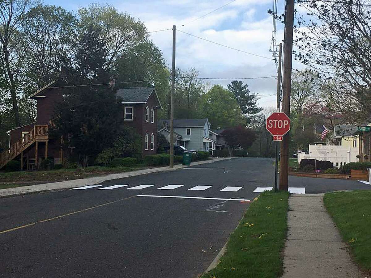 Busy street in Seymour now has stop signs