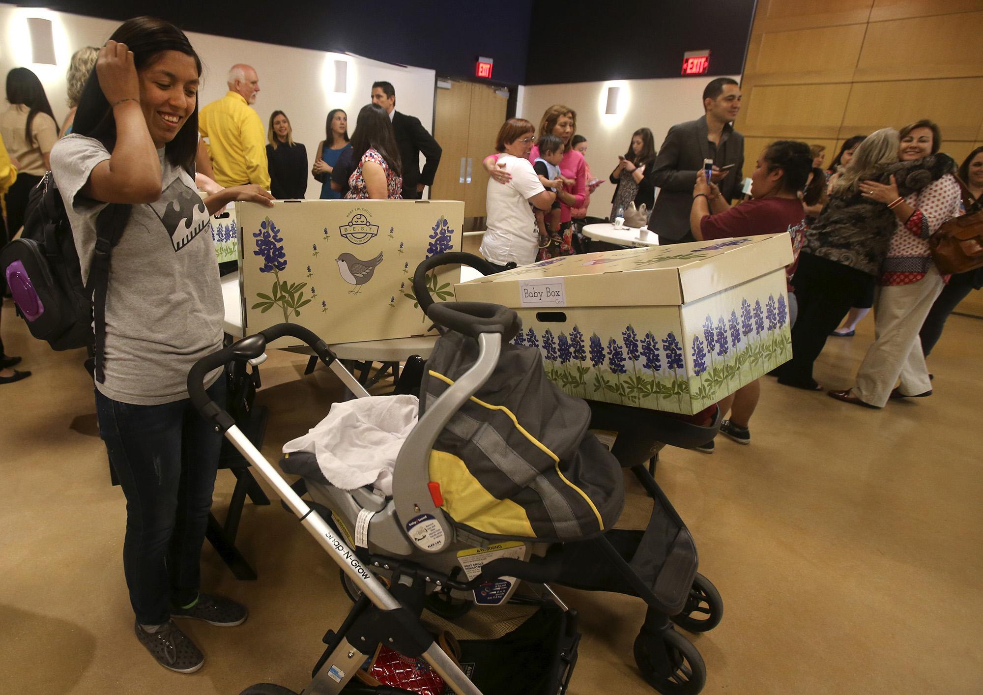 San Antonio moms receive free ‘baby boxes’ for infants’ safe sleeping
