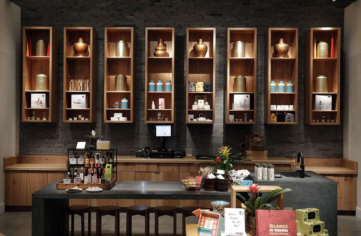 China Live brings a modern sensibility to Chinatown