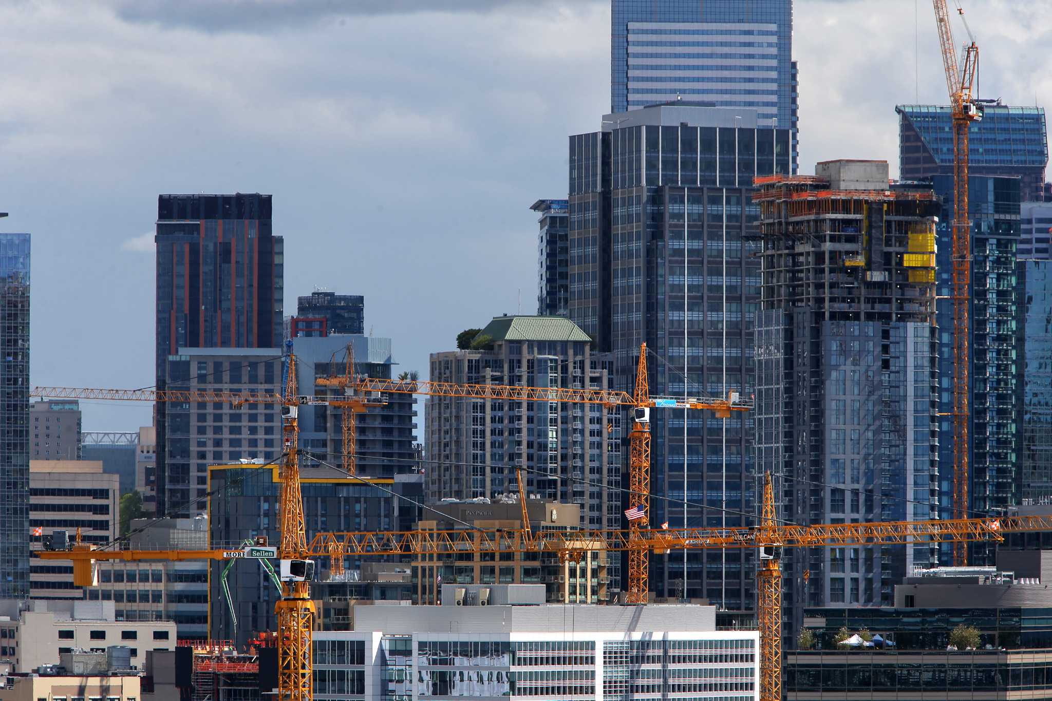 Seattle still has most cranes in the sky, more than 3 years running