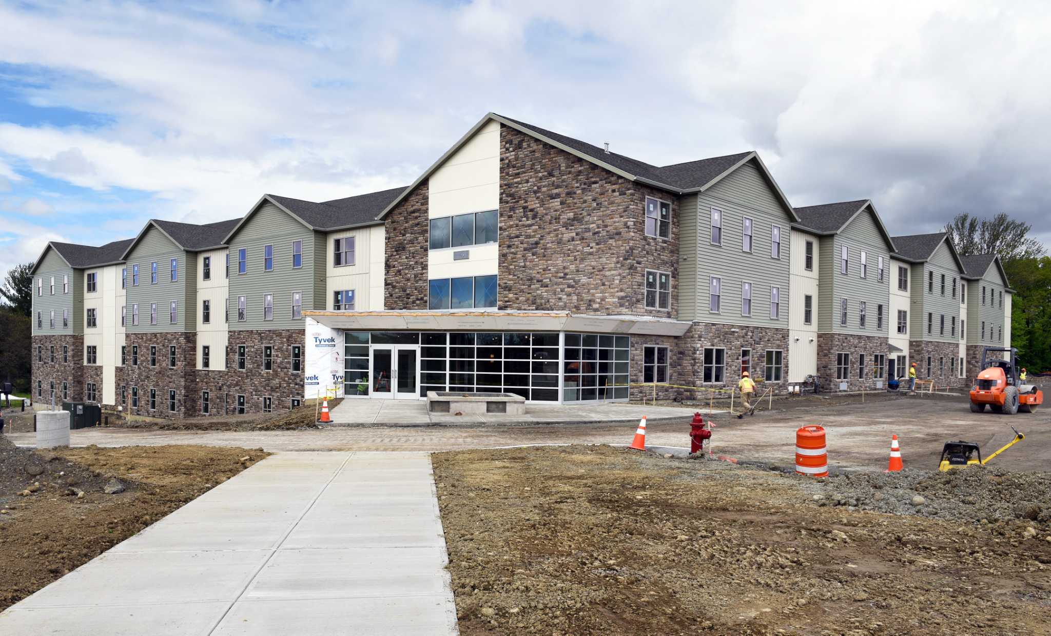 Photos: College Suites at Hudson Valley