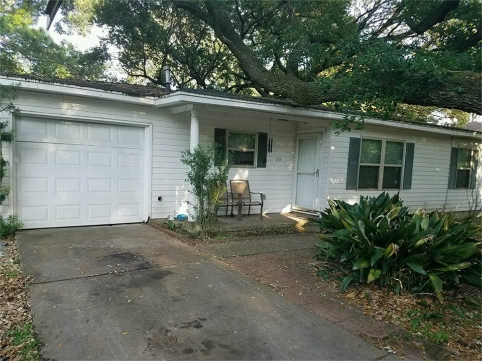 Childhood home of baseball great Nolan Ryan for sale in Alvin