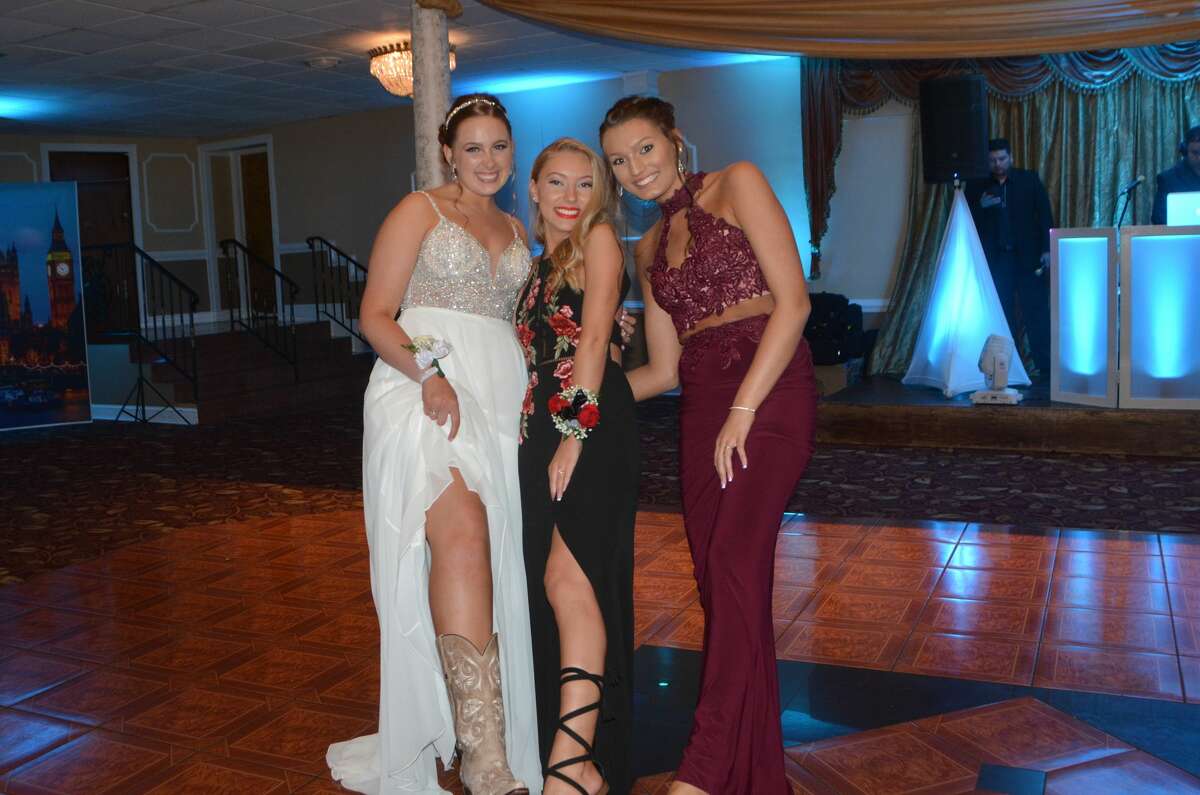 Southwestern Connecticut prom dress trends 2017