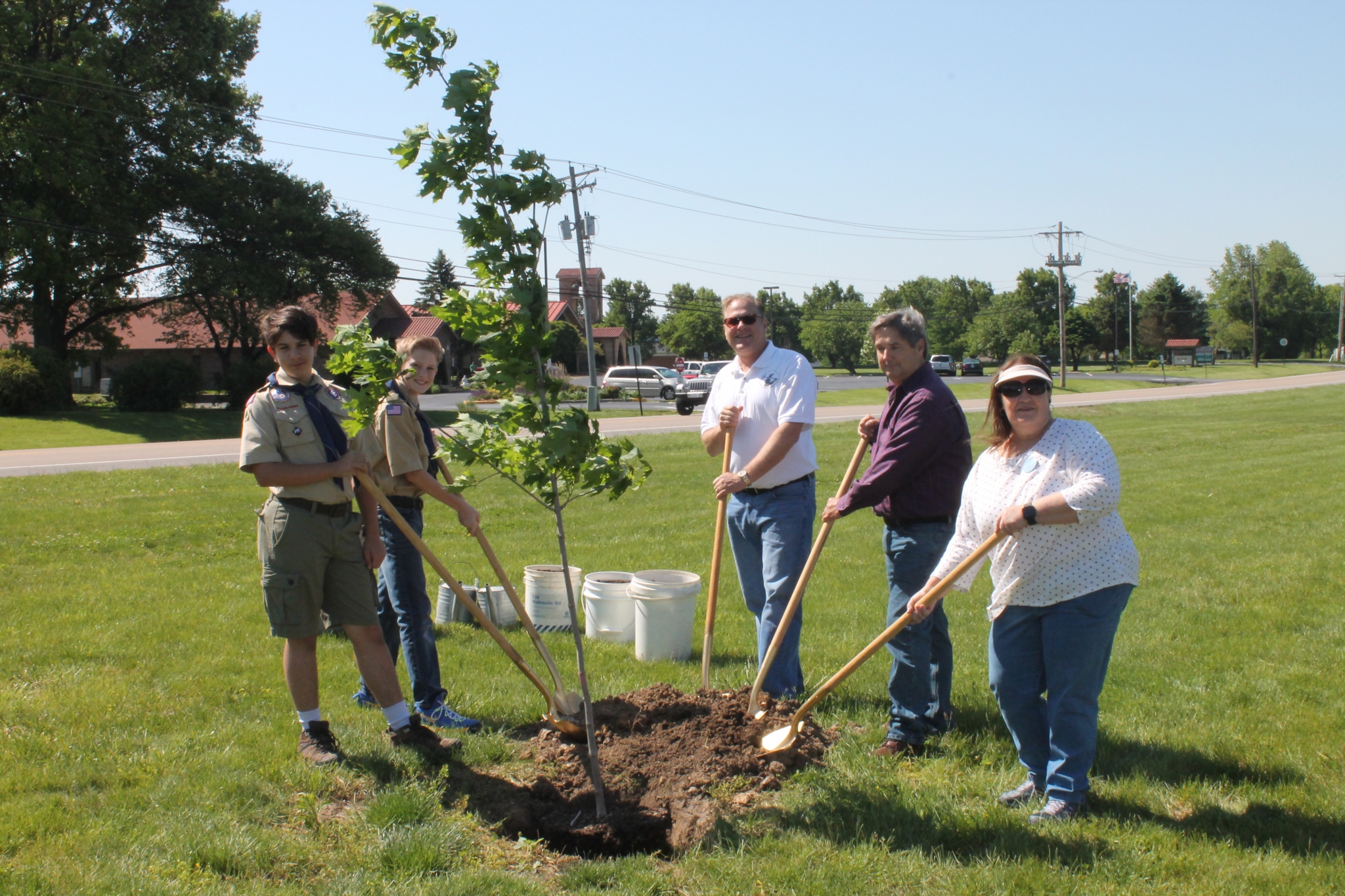 G.L.E.N. Committee plants tree