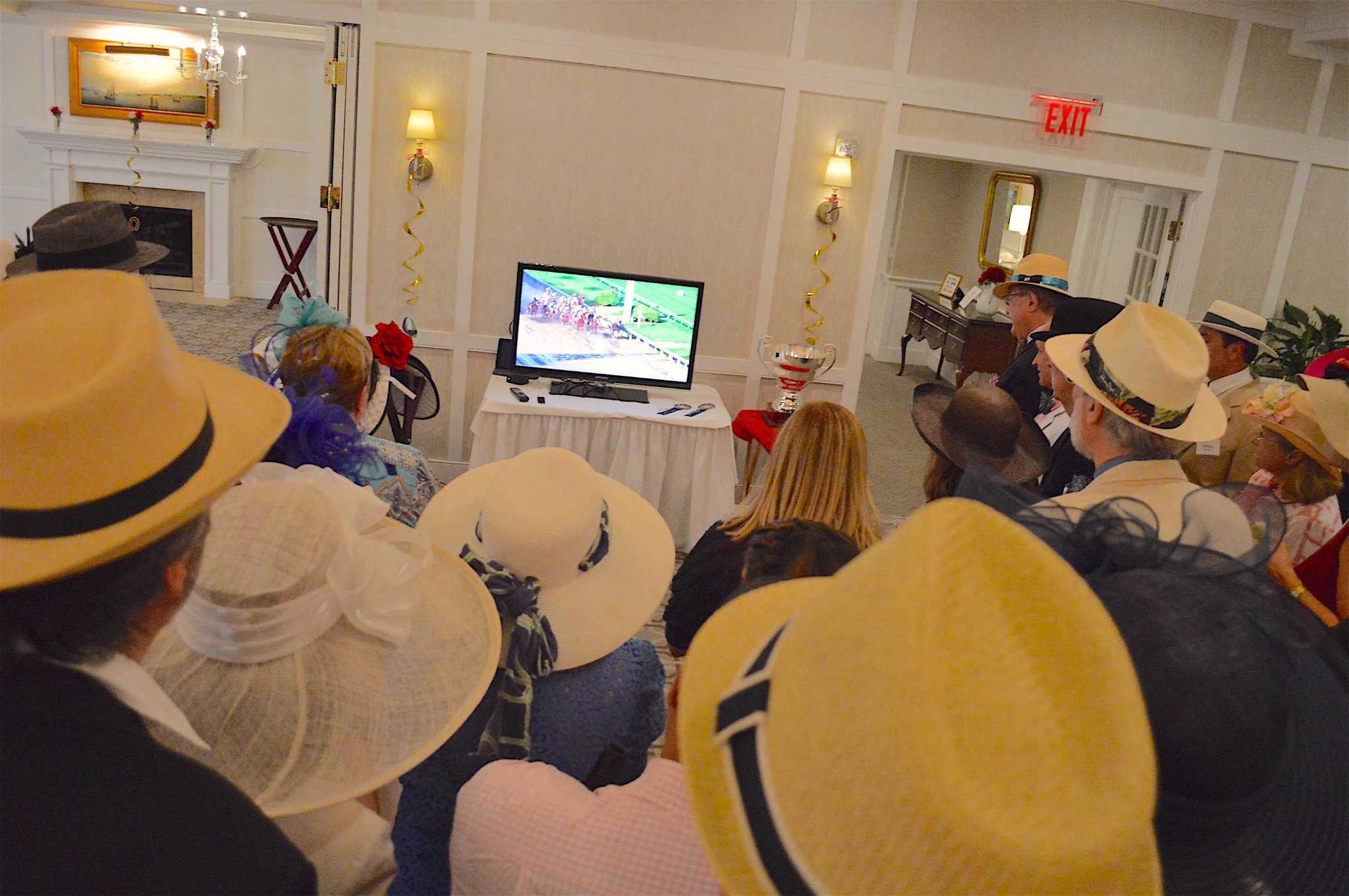 In Pictures: New Canaan Derby Dance