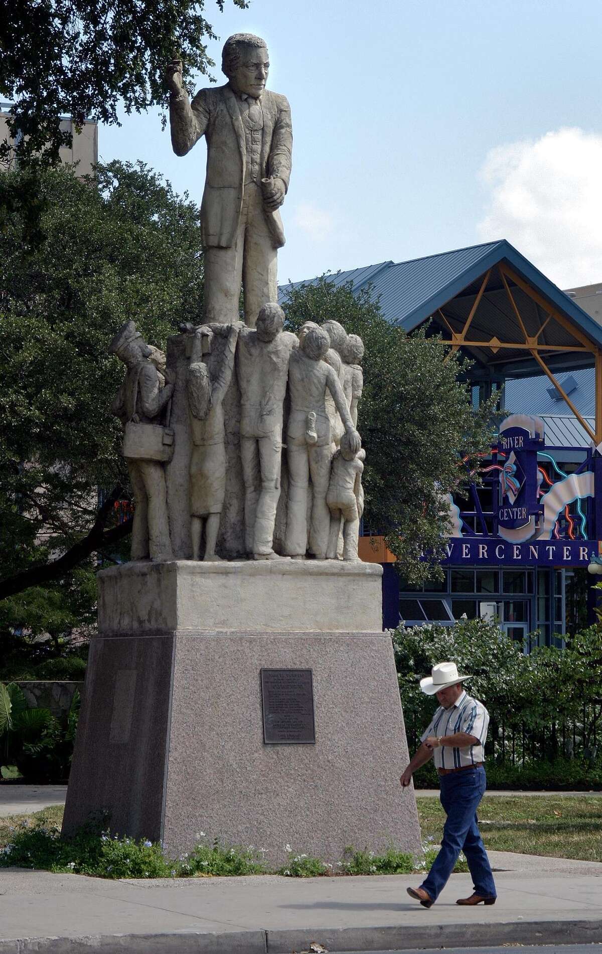 Mystery surrounds remains of Alamo fallen