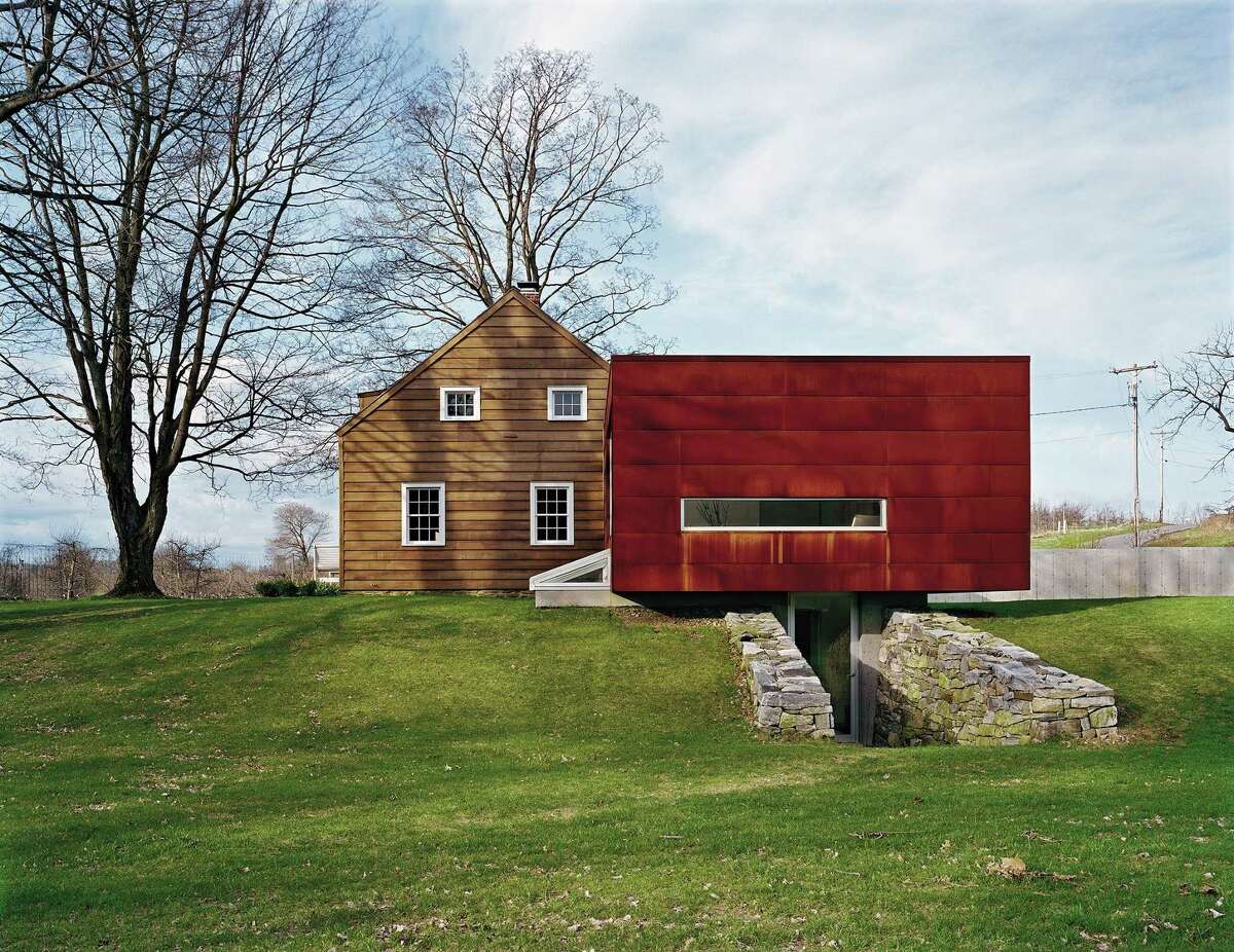 Architecture book tells the stories of 18 new-old homes