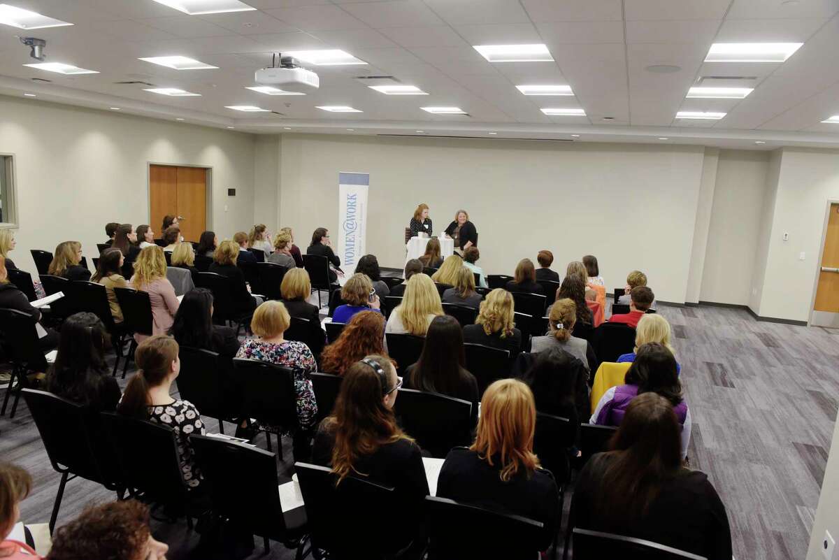 GlobalFoundries' Debra Leach shares career wisdom