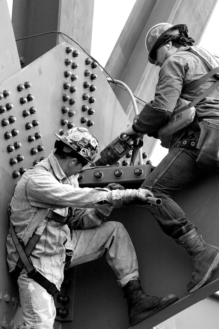 Unknown photographer of the working life gets premiere