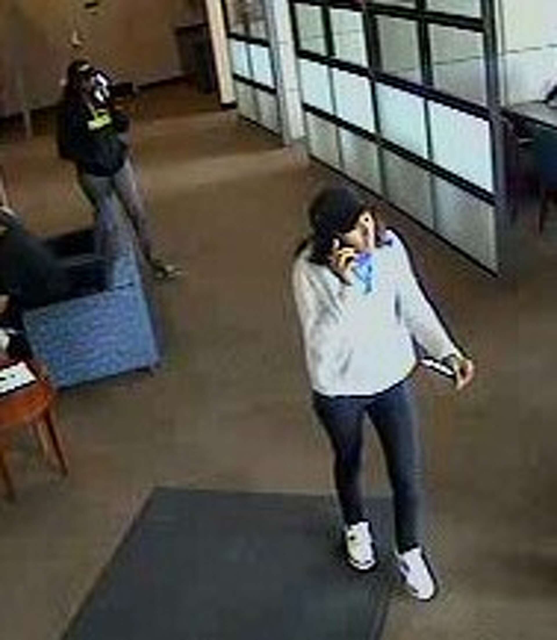 Feds: 2 women on bank robbery spree around Houston