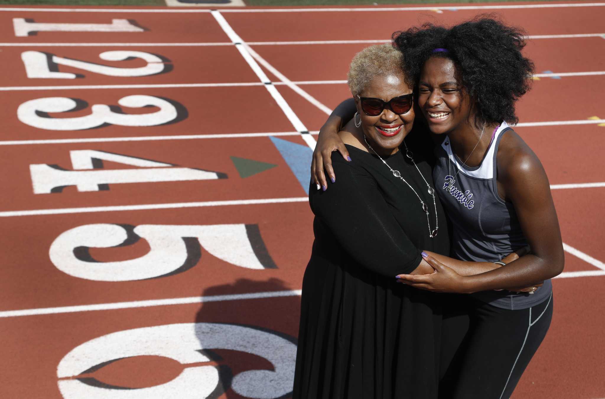 Humble sprinter qualifies for state, fulfilling promise to deceased mother