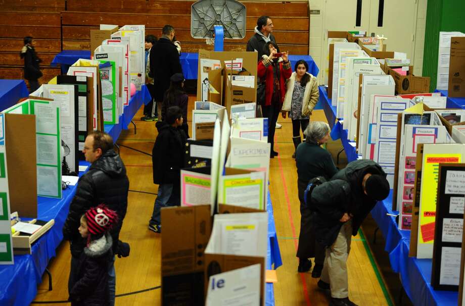  Report On Science Fair Held In School Report On School Science Fair 