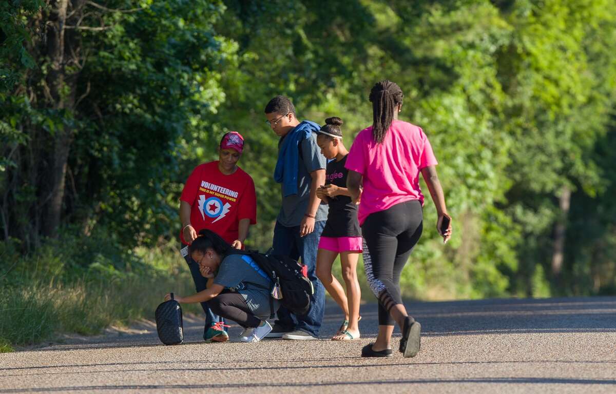 Hundreds gather at benefit, memorial for family of Tamina fire victims