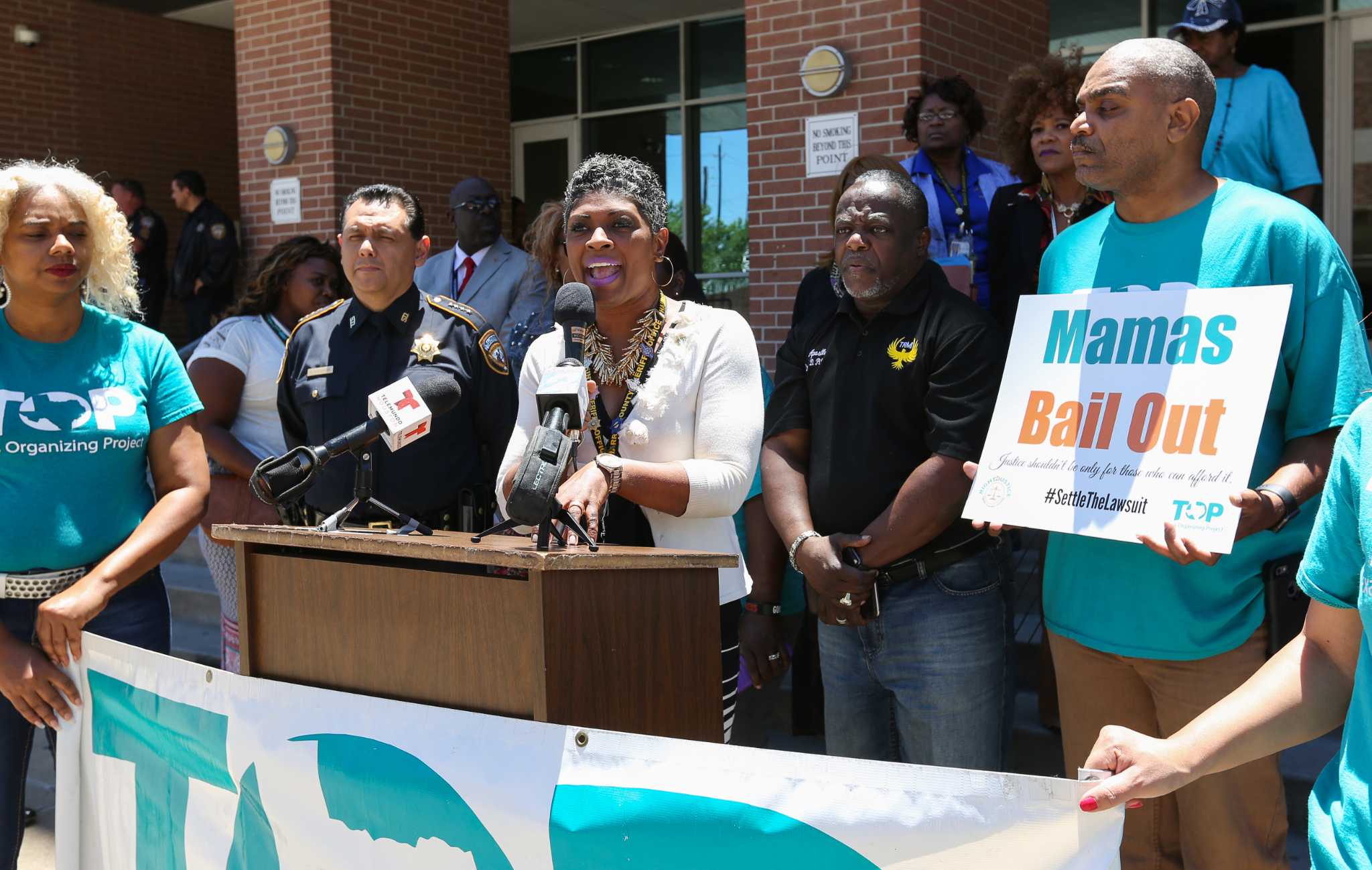 Sheriff plans for Monday release of low-level inmates as officials ...