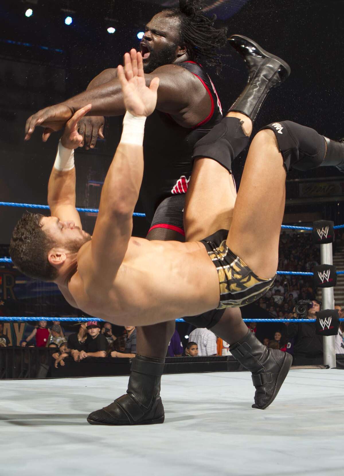 SE Texas' Mark Henry reacts to 'Black Panther'