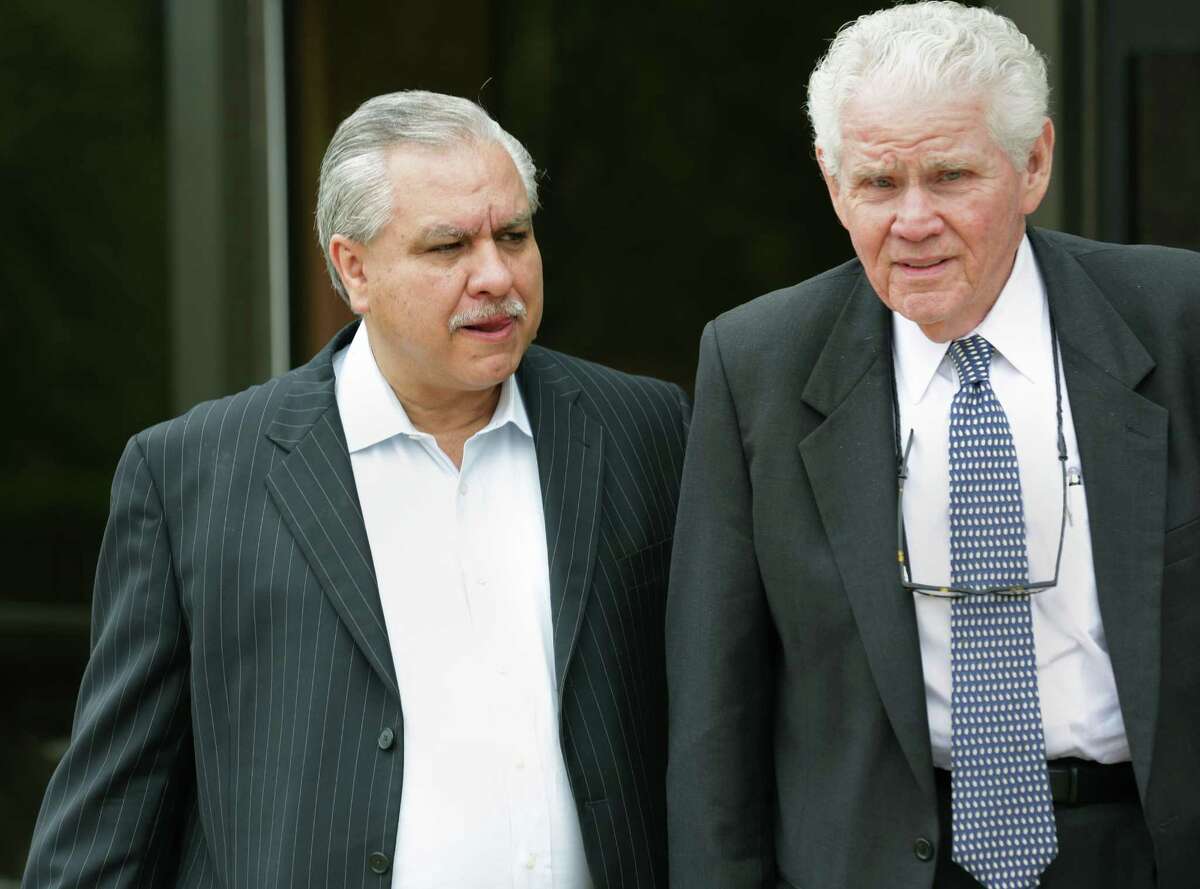 Texas state Sen. Uresti arrested, turns himself in to FBI