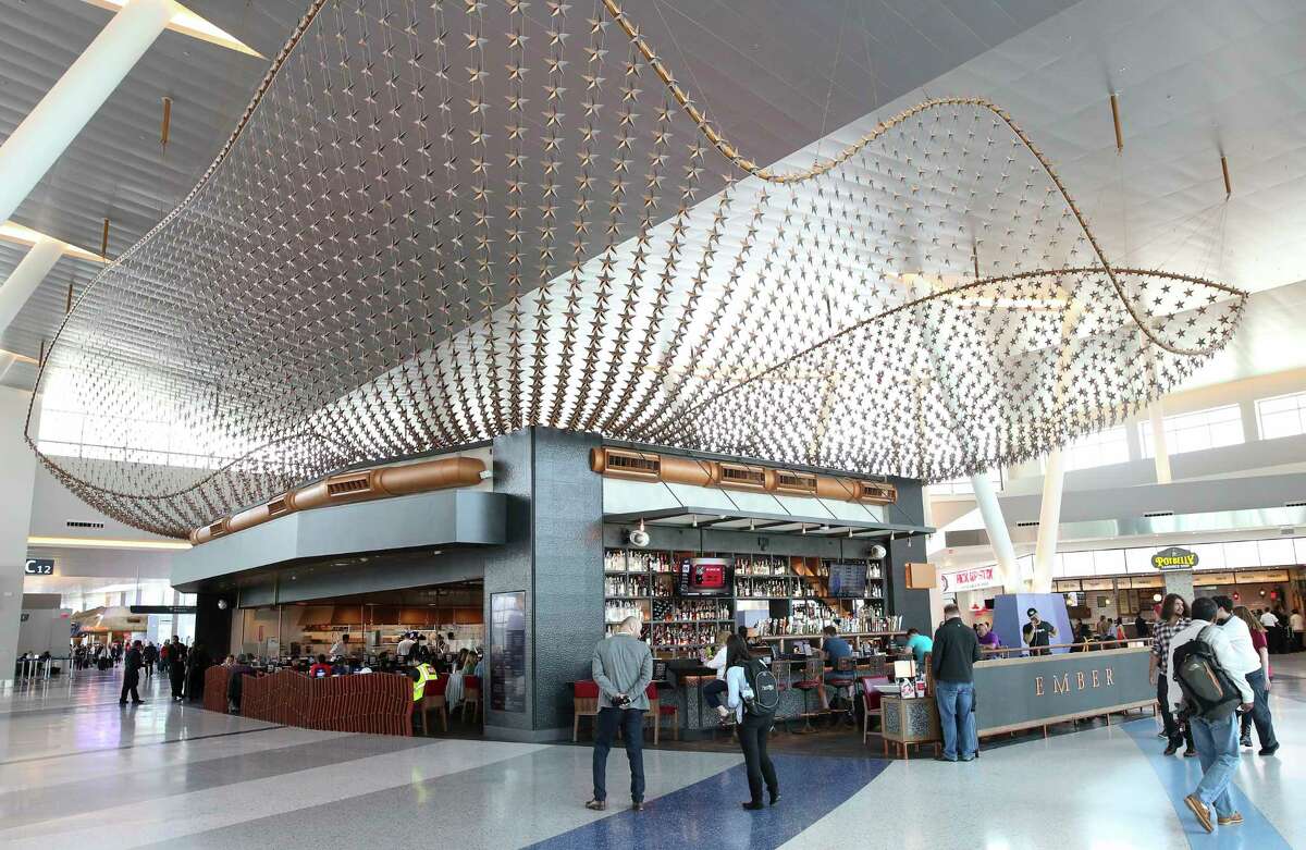 IAH offers fliers a taste of Houston