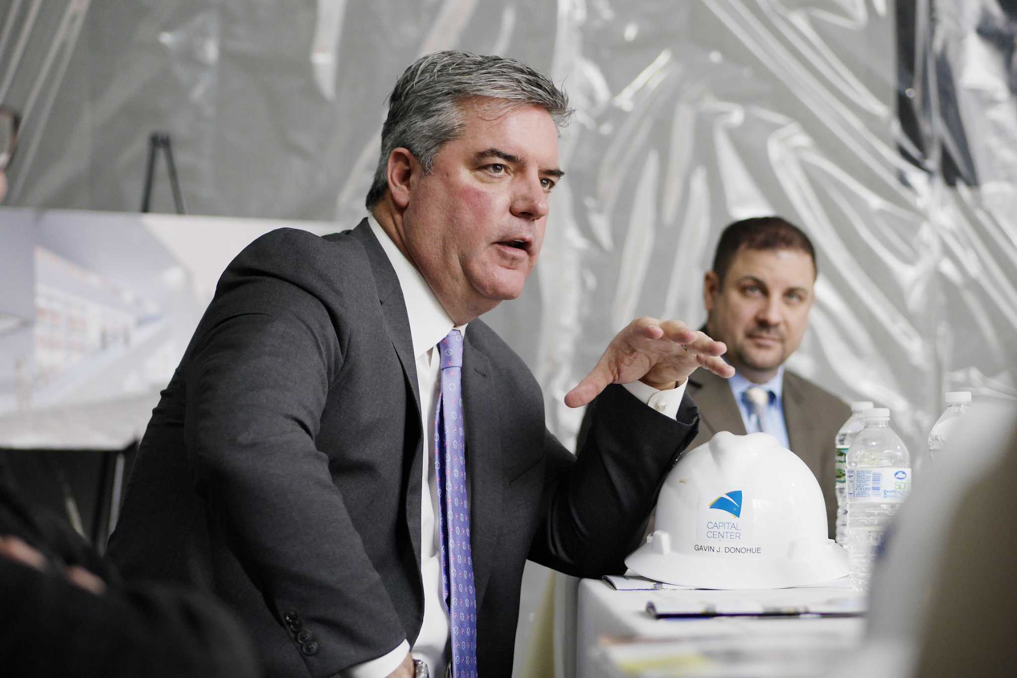 Albany convention center head steps down