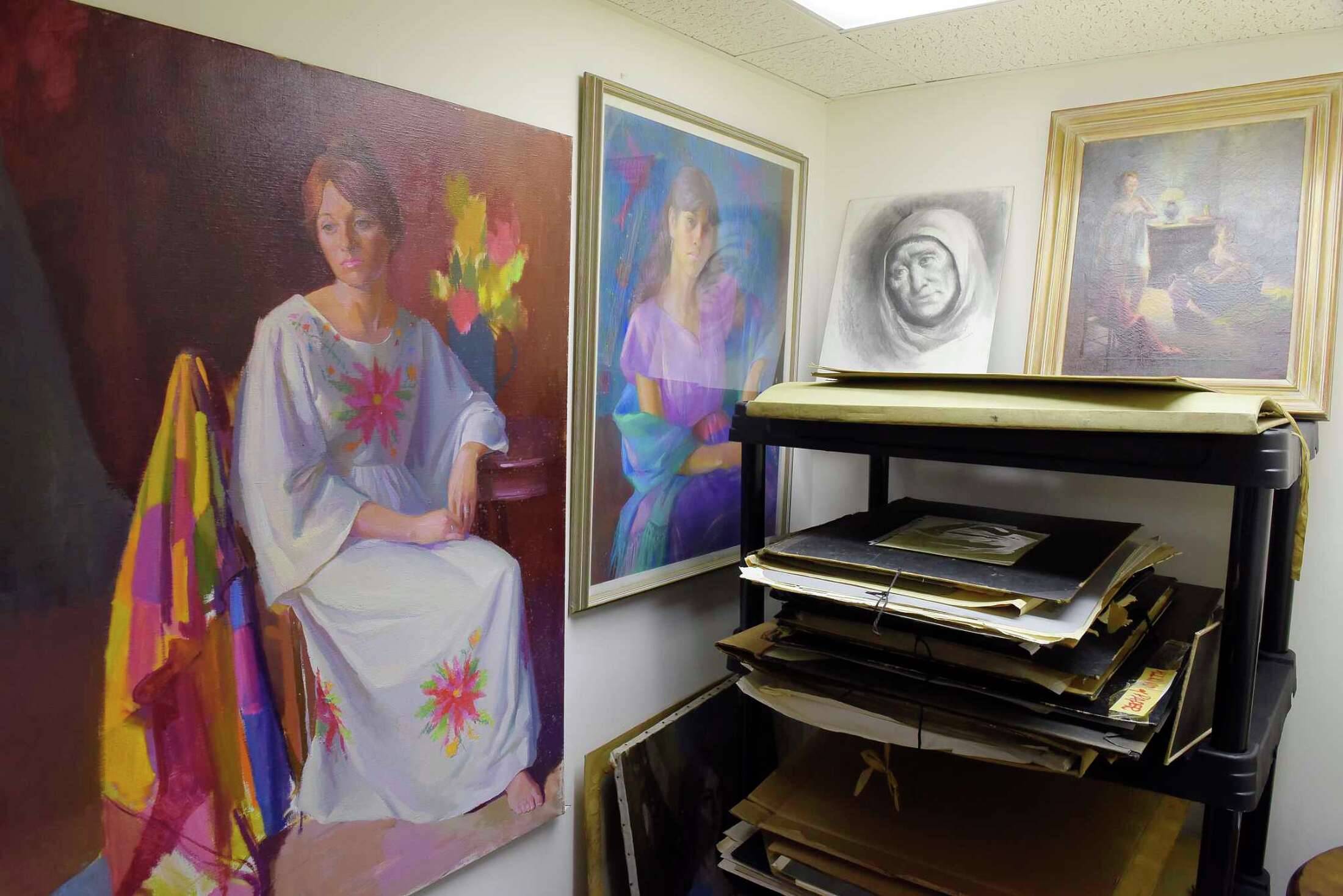Friend aims to keep late artist friend's memory alive