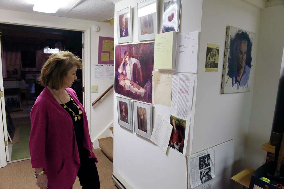 Friend aims to keep late artist friend's memory alive