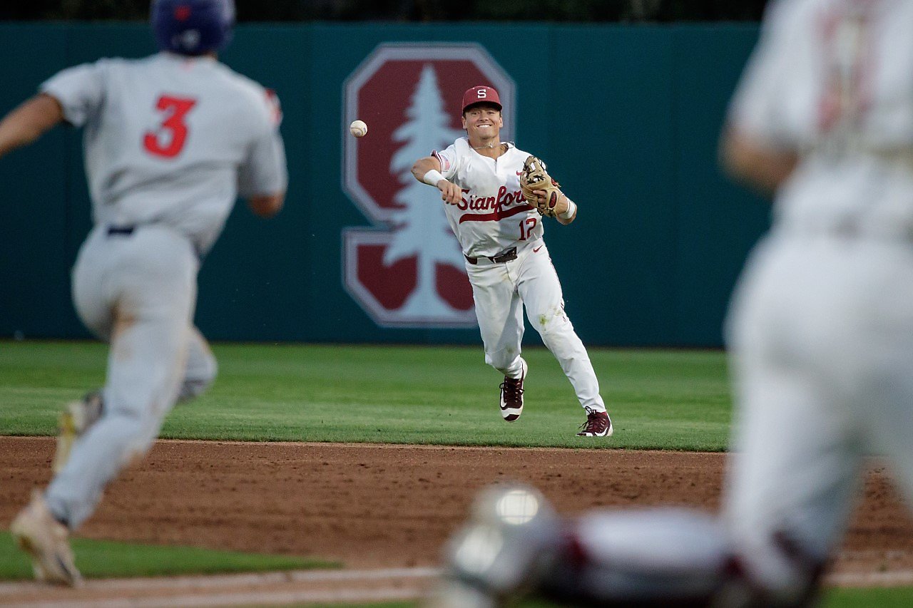 Stanford baseball wins twice, plays for regional title Monday