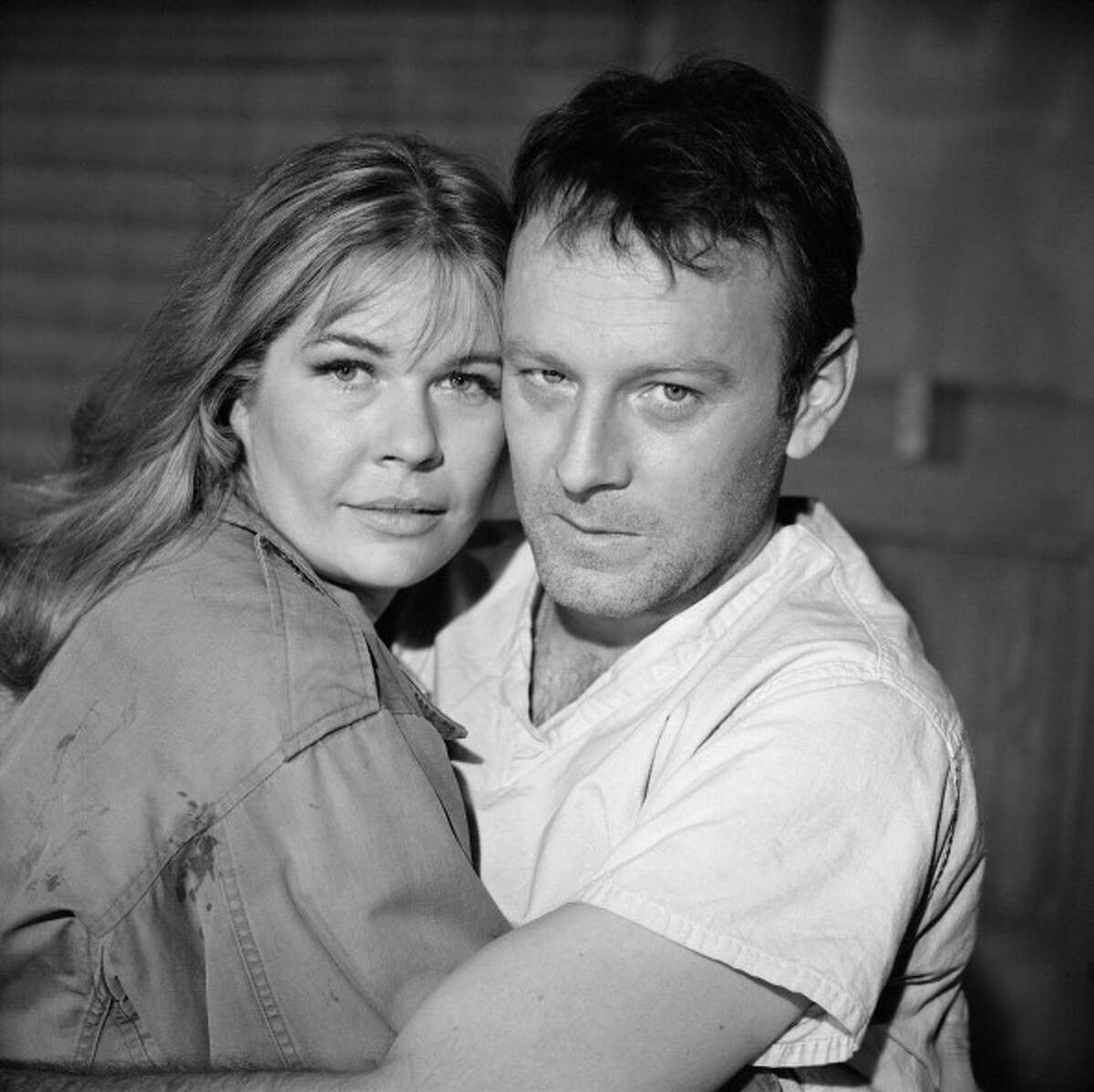 TV's 'Hot Lips' heads to San Antonio for book signing, parade