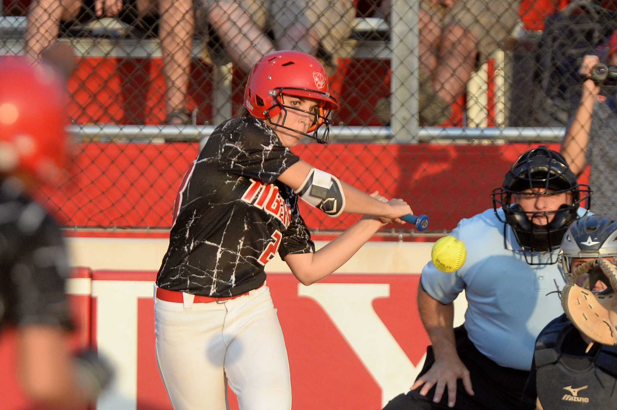 Clutch hitting carries Katy softball in game one