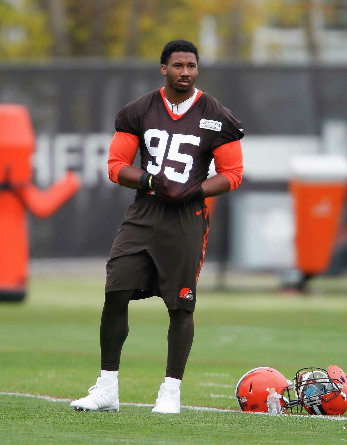 Browns rookie Myles Garrett signs $30.4 million contract