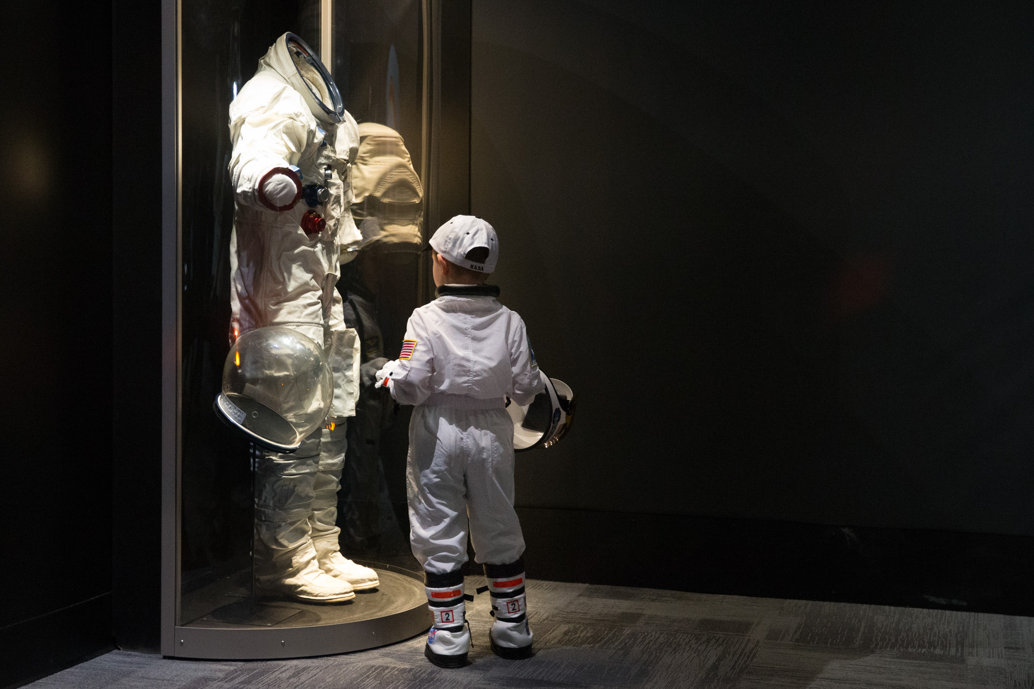 Museum of Flight shows off rare Apollo artifacts